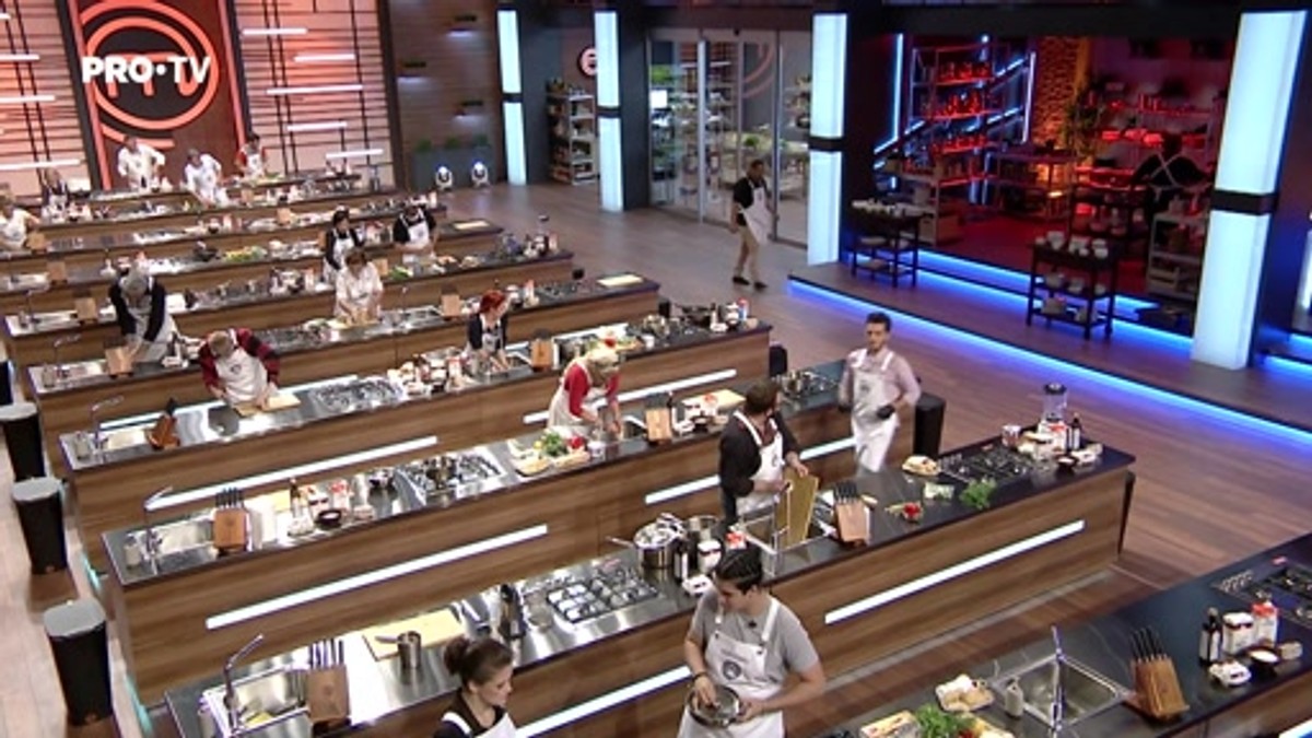 Prima probă în bucătăria MasterChef. Concurenții gătesc în echipe de ...