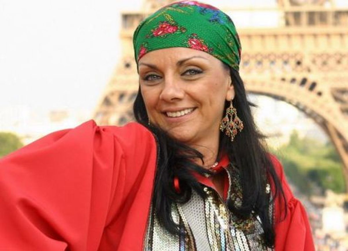 Tot showbiz-ul romanesc a sarbatorit-o pe Carmen Tanase, Flacarica din ...