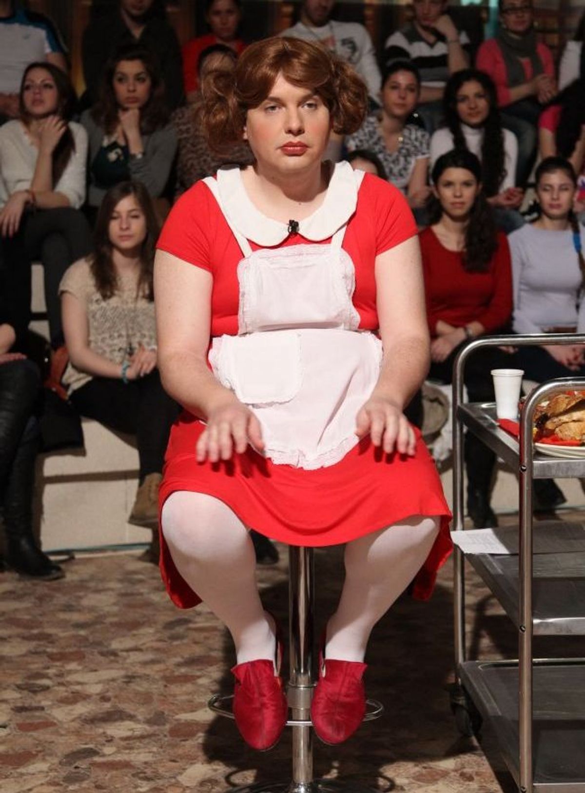 Catalin Neamtu se apuca de balet clasic, miercuri la "Serviciul Roman ...