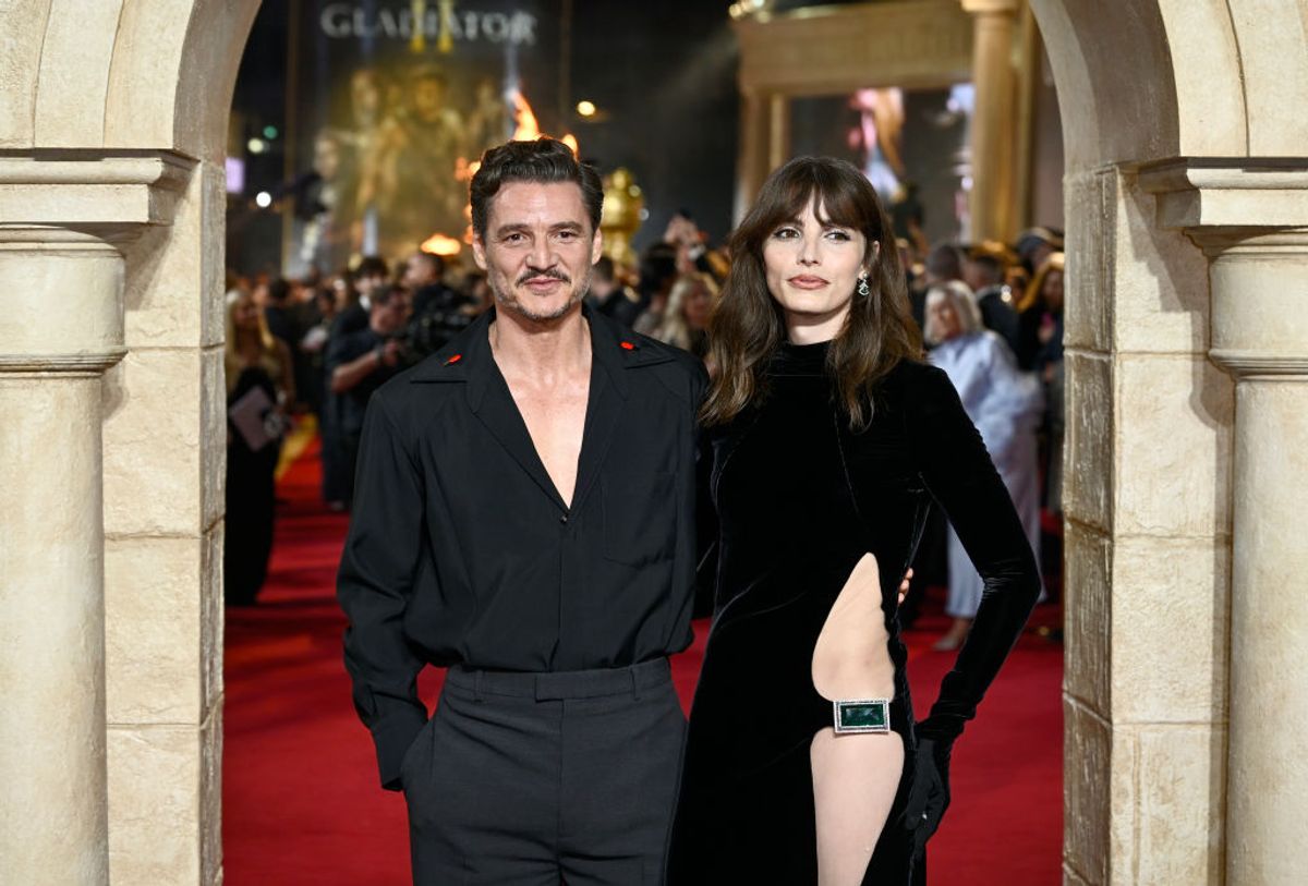 S-a născut bărbat, dar acum e o femeie superbă! Pedro Pascal și-a adus ...