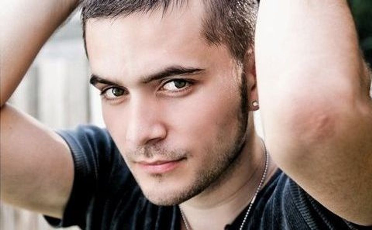 Cristi Nistor, finalistul Loredanei de la "Vocea Romaniei", are un nou ...