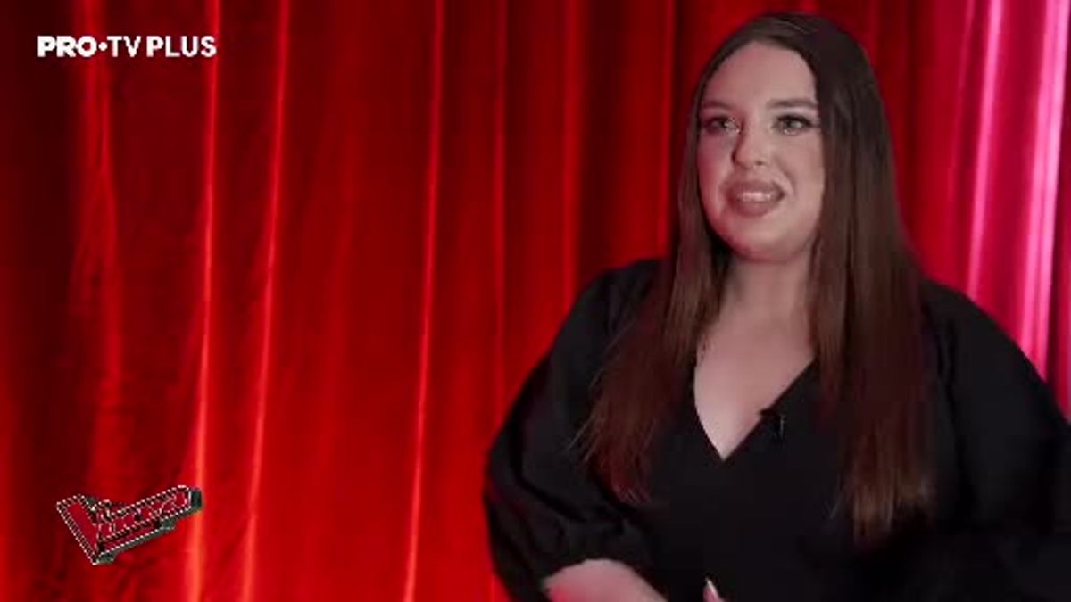 Alexandra Sipoș nu realizează că a ajuns pe scena de la Vocea României ...