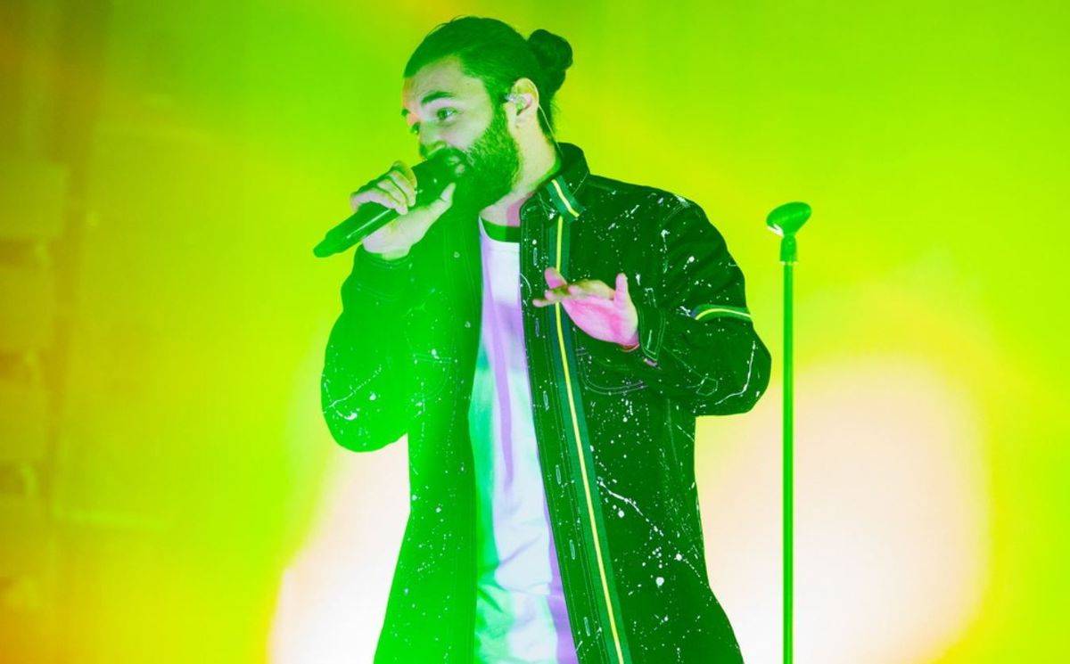 Smiley, mesaj special pentru mama lui în primul concert din turneul ...