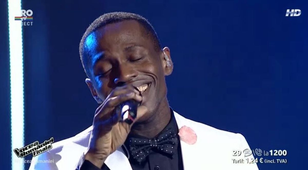 Michel Kotcha, o voce aparte si un moment incarcat de romantism.Vocea ...