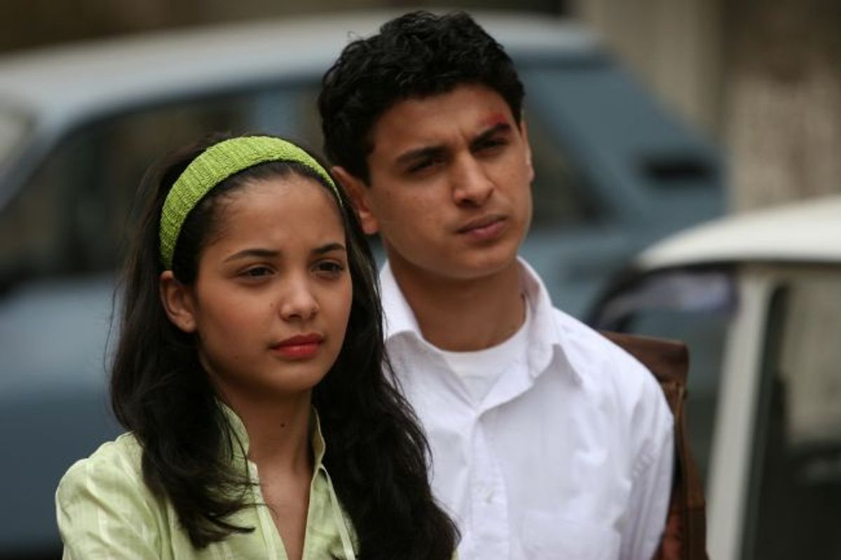 Iti mai aduci aminte de Monica Merisan din filmul "Poveste de Cartier ...