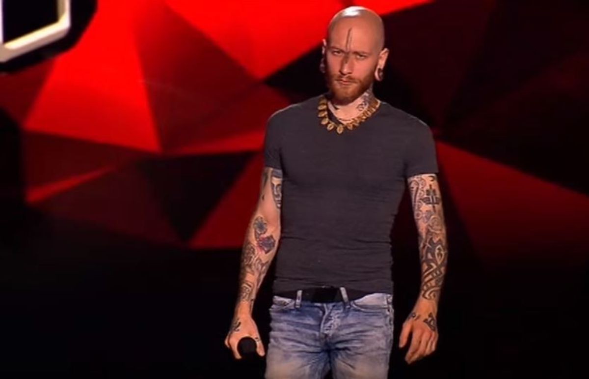 Publicul a amutit cand acest concurent a pasit in scena. 3 secunde mai ...