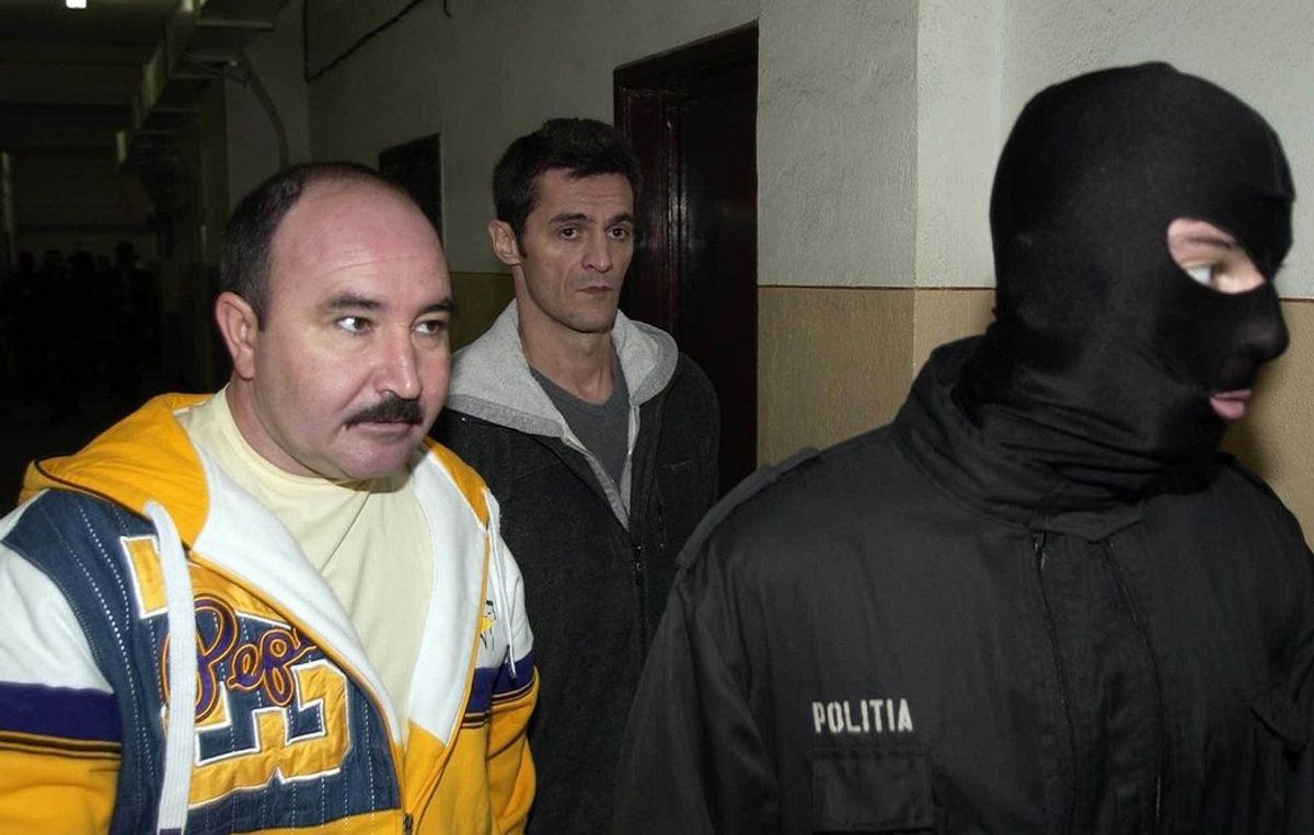 Cum a făcut Nuțu Cămătaru bani după Revoluție: „Am luat un pachet de ...