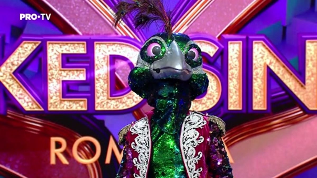 Păunul, maestru în arta seducției, iar Horia crede că ăsta e un indiciu ...