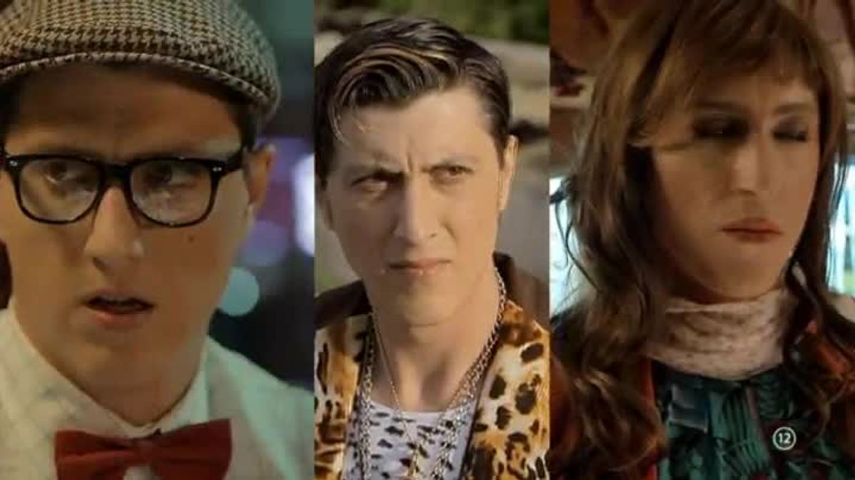 Familia lui Giani apare in "Las Fierbinti" | Scene si bonusuri din Las ...