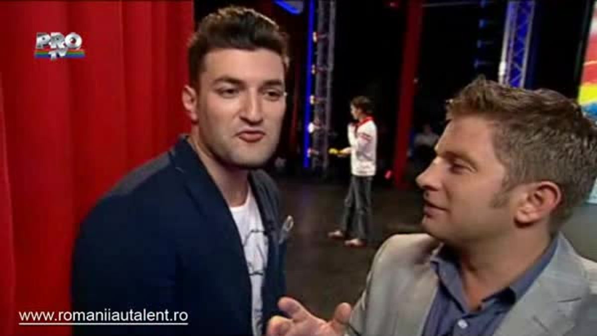 "Fotoliul din odaie" | Scene si bonusuri din Românii au talent! | PRO TV