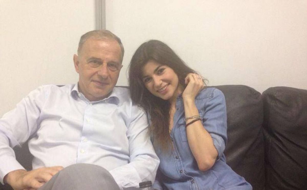 Fiica lui Mircea Geoana, show total la petrecerile studentesti din SUA ...