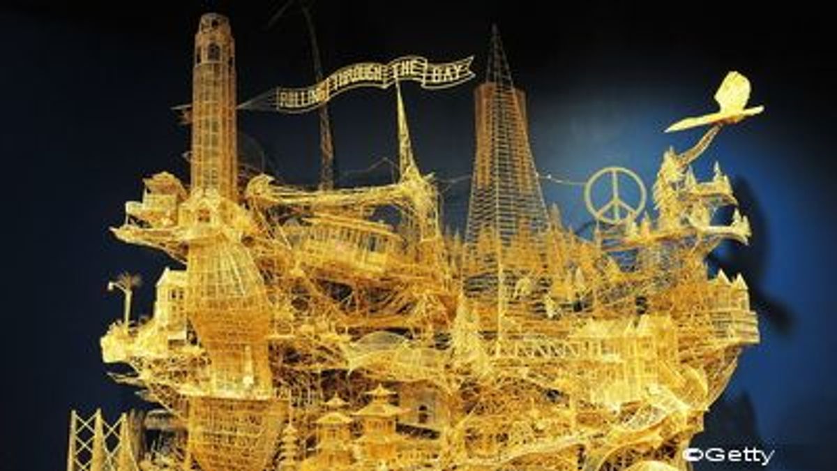 Vezi cum arata sculptura realizata din 100.000 de scobitori, la care un ...