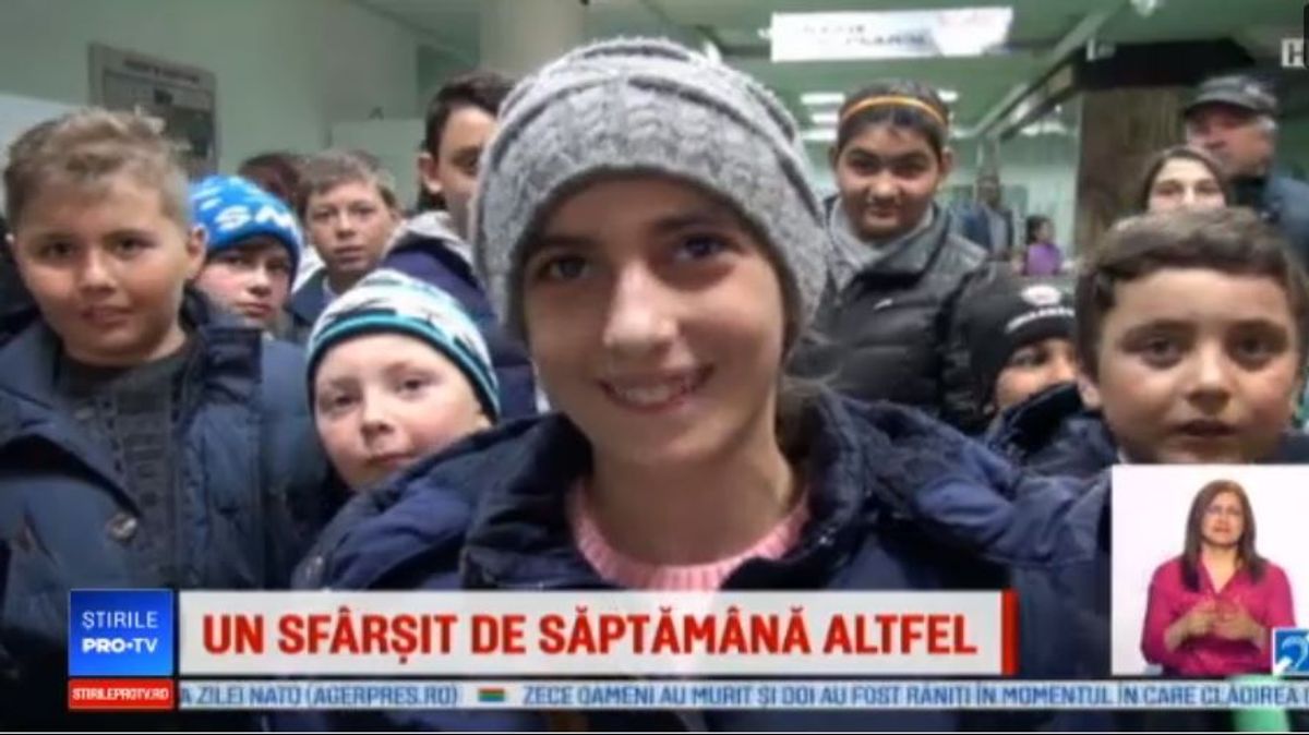 Proiectul social al unor studenti din Bacau: 40 de copii sarmani dusi ...