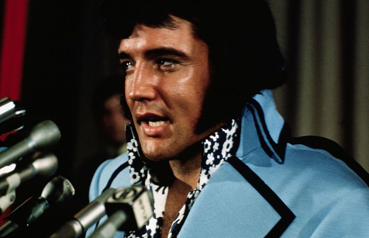 Secretul de la înmormântarea lui Elvis Presley, dezvăluit după 43 de ...