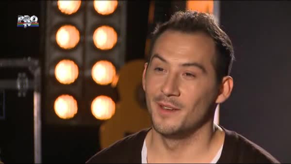 Interviu cu Stefan Stan - echipa Smiley | Scene si bonusuri din Vocea ...