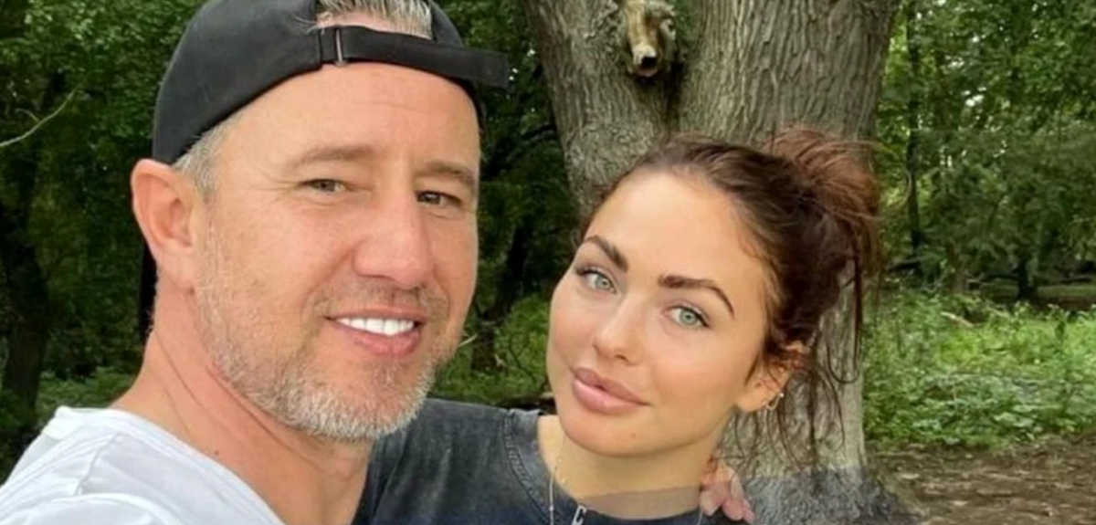 Cum arăta Corina Caciuc înainte de operațiile estetice. Iubita lui Laurențiu Reghecampf a trecut ...