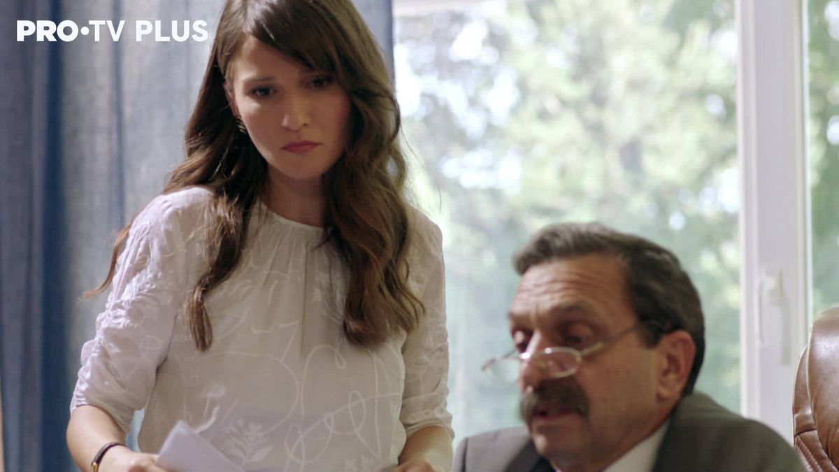 Printre elevii școlii umblă o vorbă despre Profu' și Profa | Scene si ...