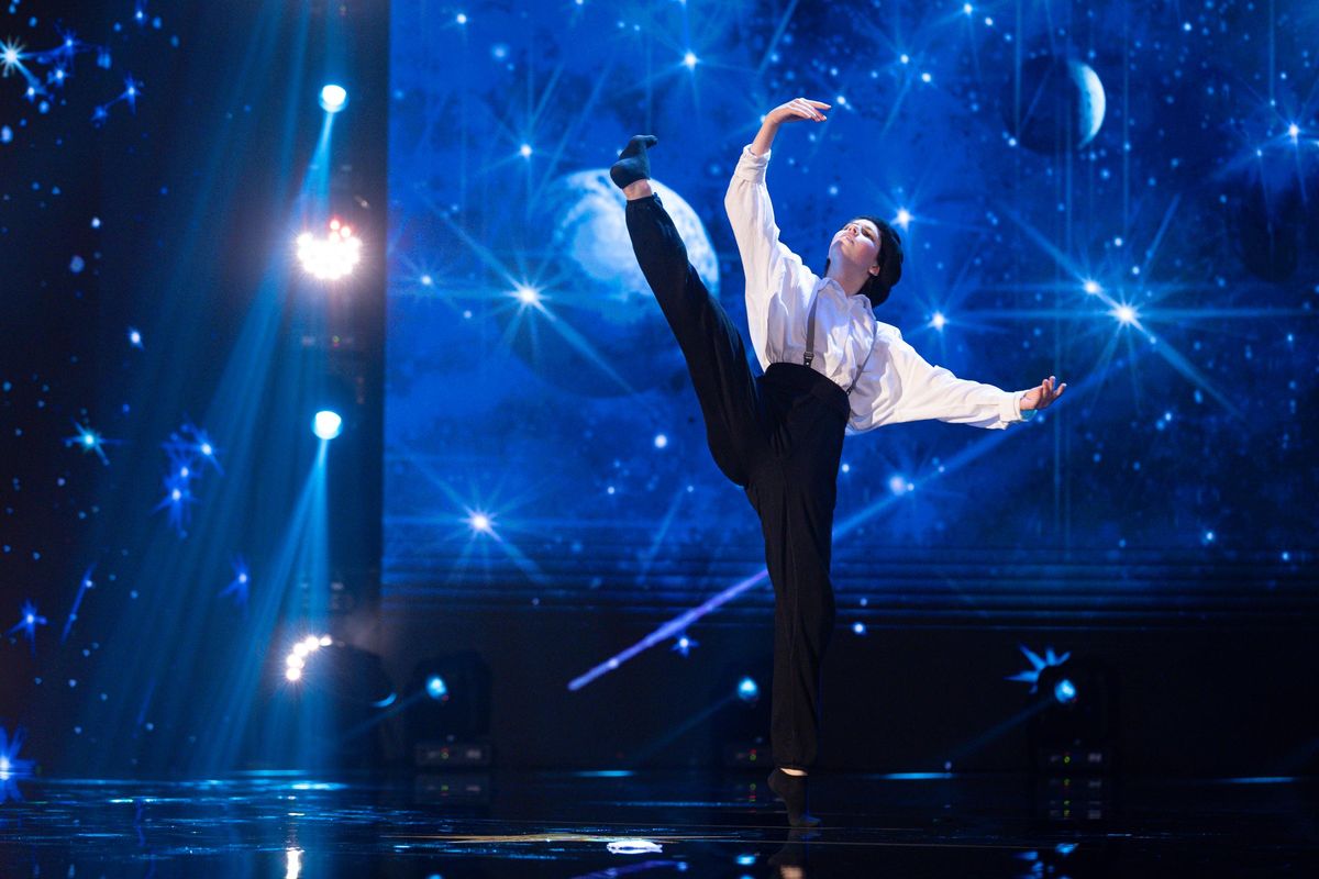 La 13 ani, Victoria Ghiță a ridicat dansul contemporan la un nivel ...