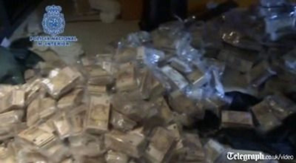 VIDEO Cum arata 25 de milioane de euro! Politia spaniola a confiscat 25 ...