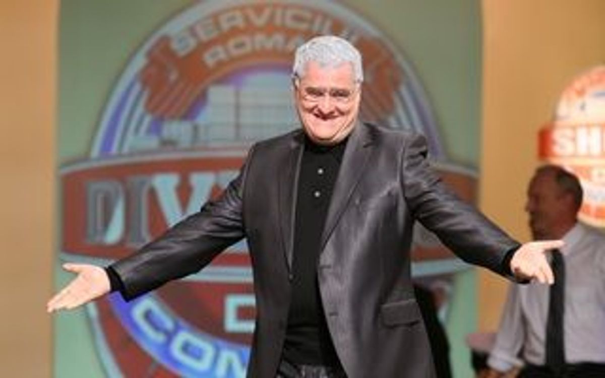 Mitica Dragomir a facut cunostinta cu sosia sa la Divertis | PRO TV