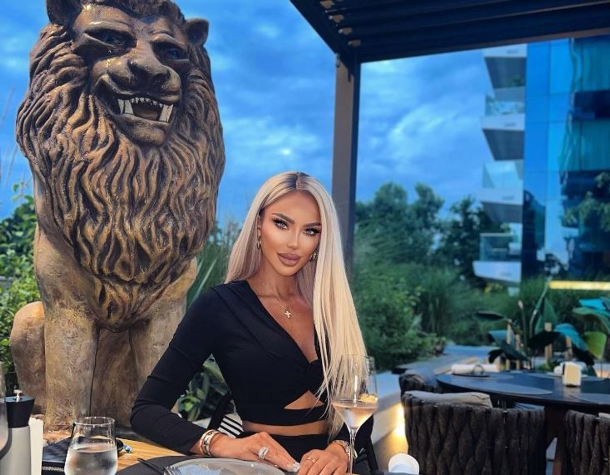 A reînceput conflictul între Bianca Drăgușanu și Iulia Sălăgean ...