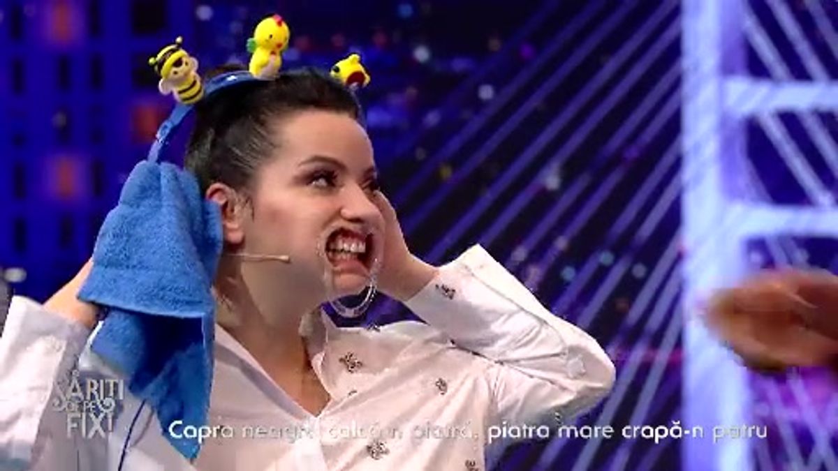 Mori de râs cu dicția lor! Toată gașca de la „Săriți de pe fix!” participă la proba Telefonul ...