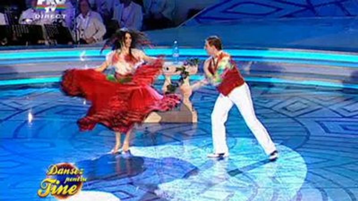 Corina Caragea si partenerul ei - primul 10 din sezonul 11 "Dansez ...