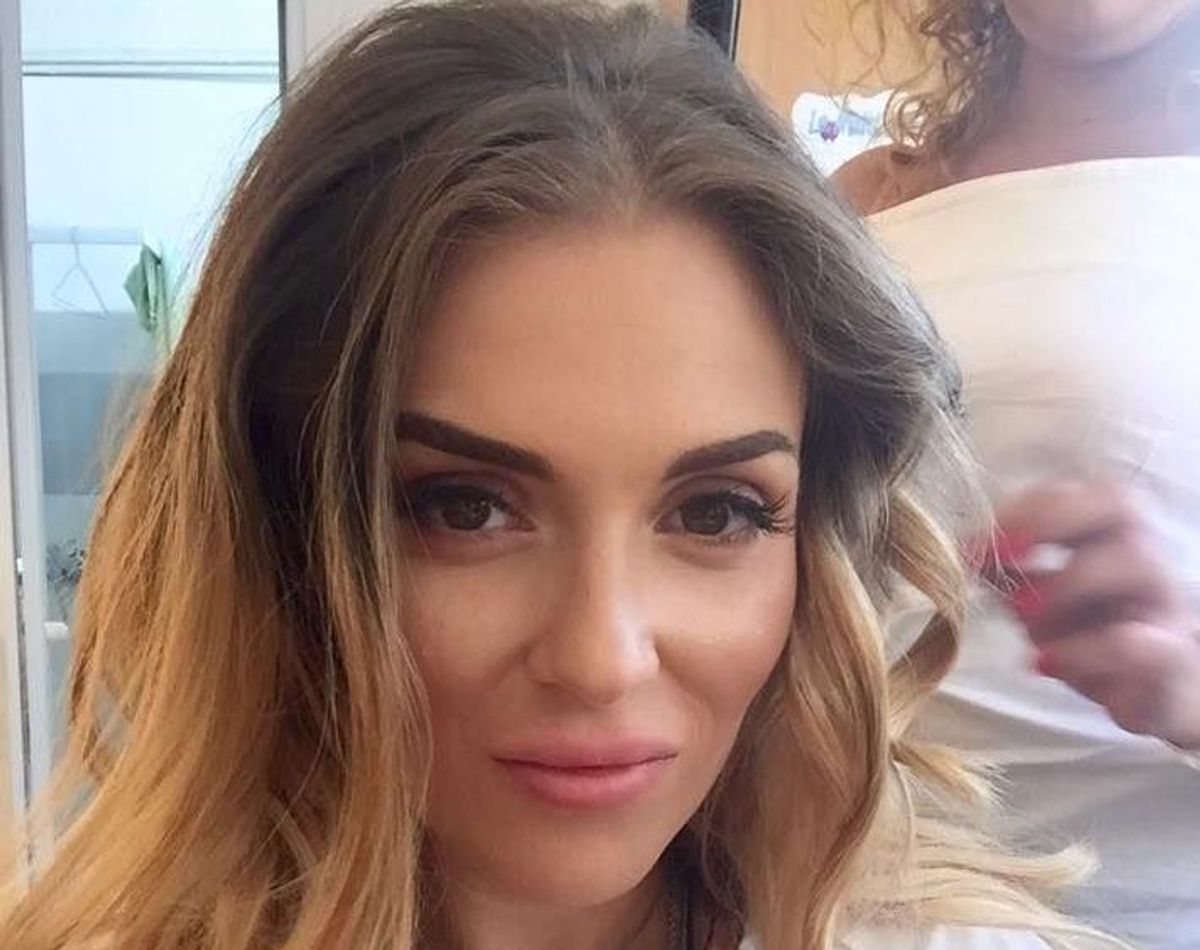 Oana Radu, aproape de nerecunoscut complet nemachiata si fara extensii ...