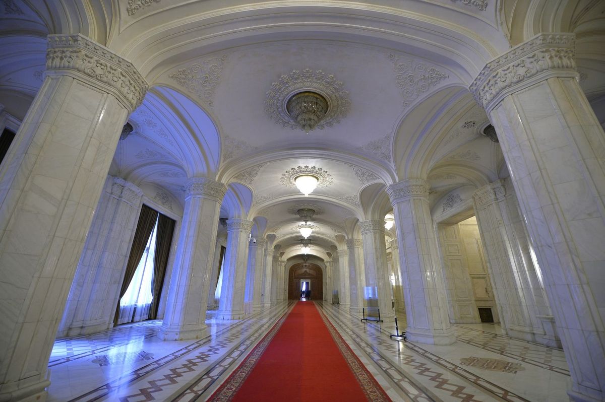 O cladire din Romania, in topul celor 7 minuni arhitecturale ...