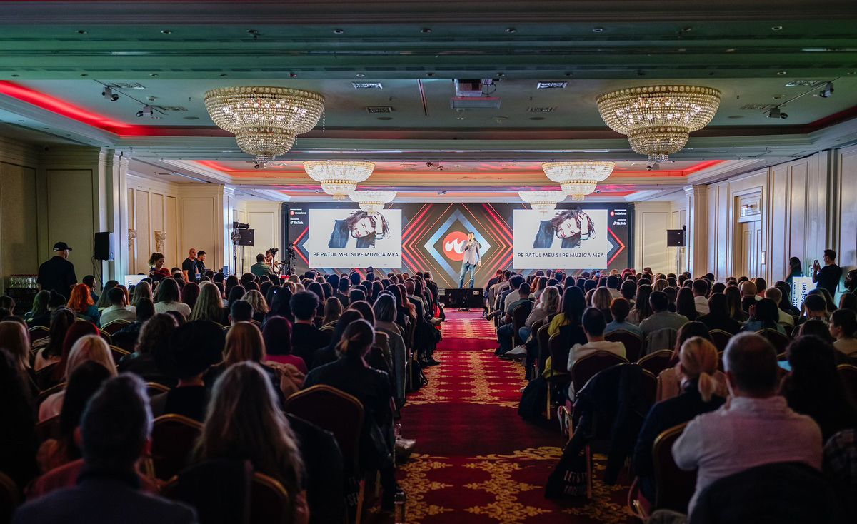 (P) Webstock 2025, cel mai mare eveniment de comunicare digitala si ...