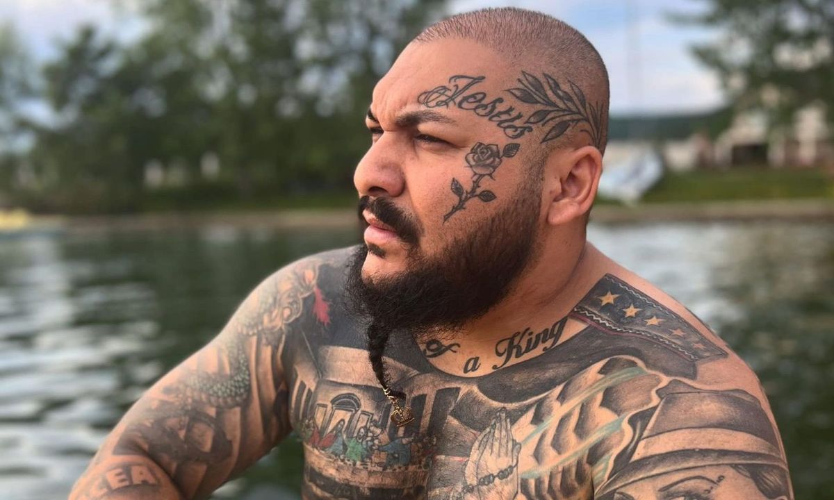 Dani Mocanu, mândru că oamenii își tatuează chipul lui: „Sunt și voi rămâne unic” | PRO TV