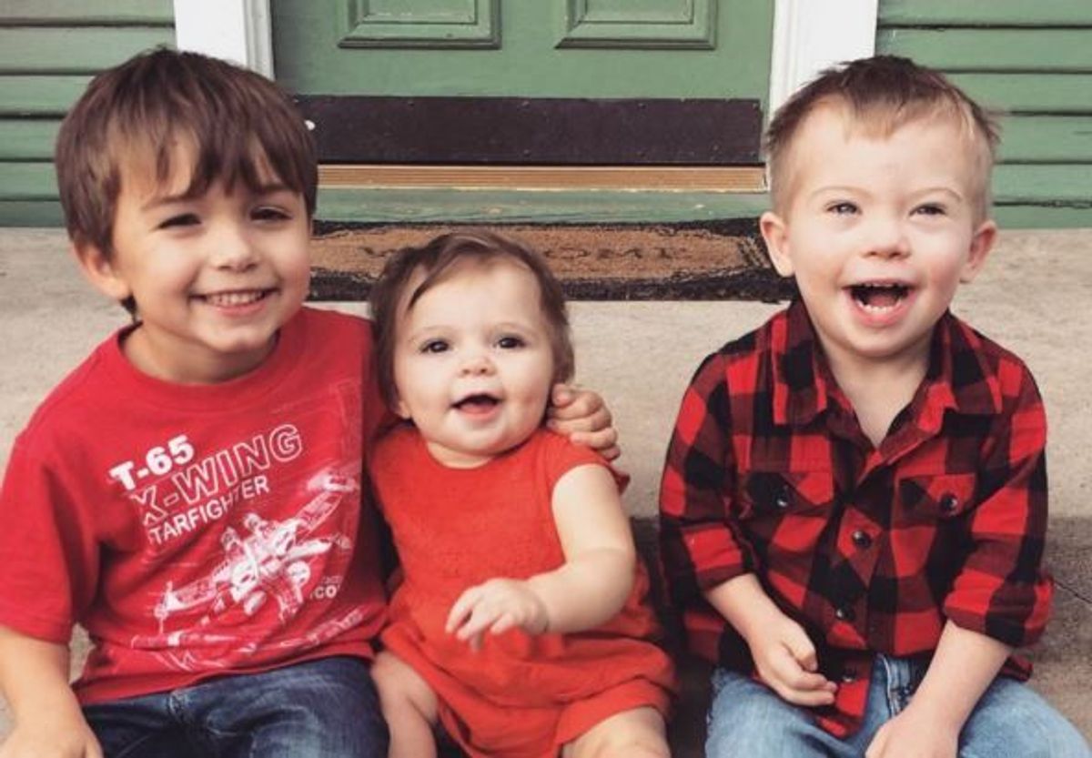 Un barbat i-a scris ca fiul sau, care sufera de Sindrom Down, e urat ...