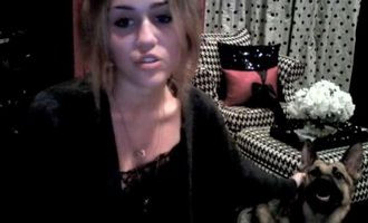 Miley Cyrus “nu Sunt Logodita Video Pro Tv 6260