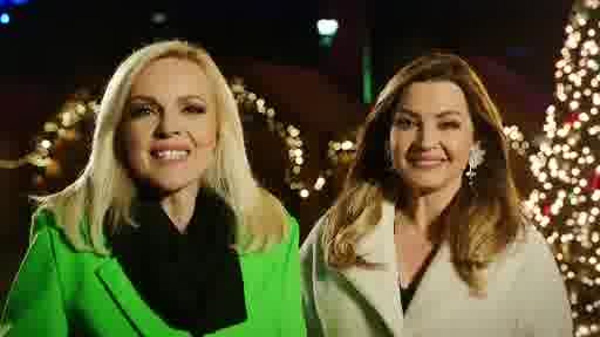 Monica Dascalu și Oana Andoni vă urează "Sărbători fericite"! | Scene ...