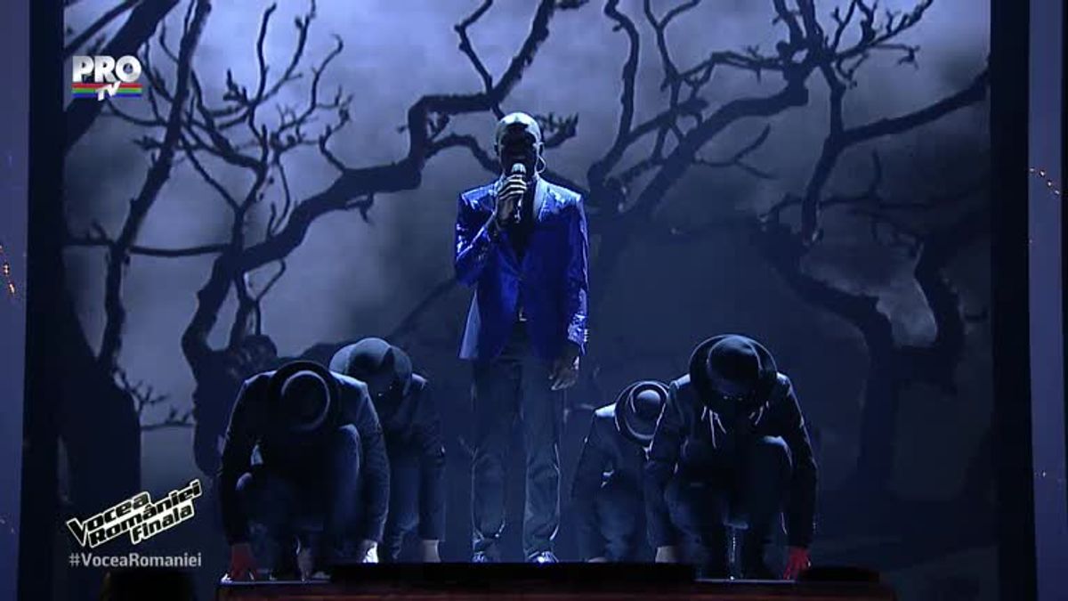 Vocea Romaniei - Finala 2015: Tobi Ibitoye - Feeling Good | Scene si ...