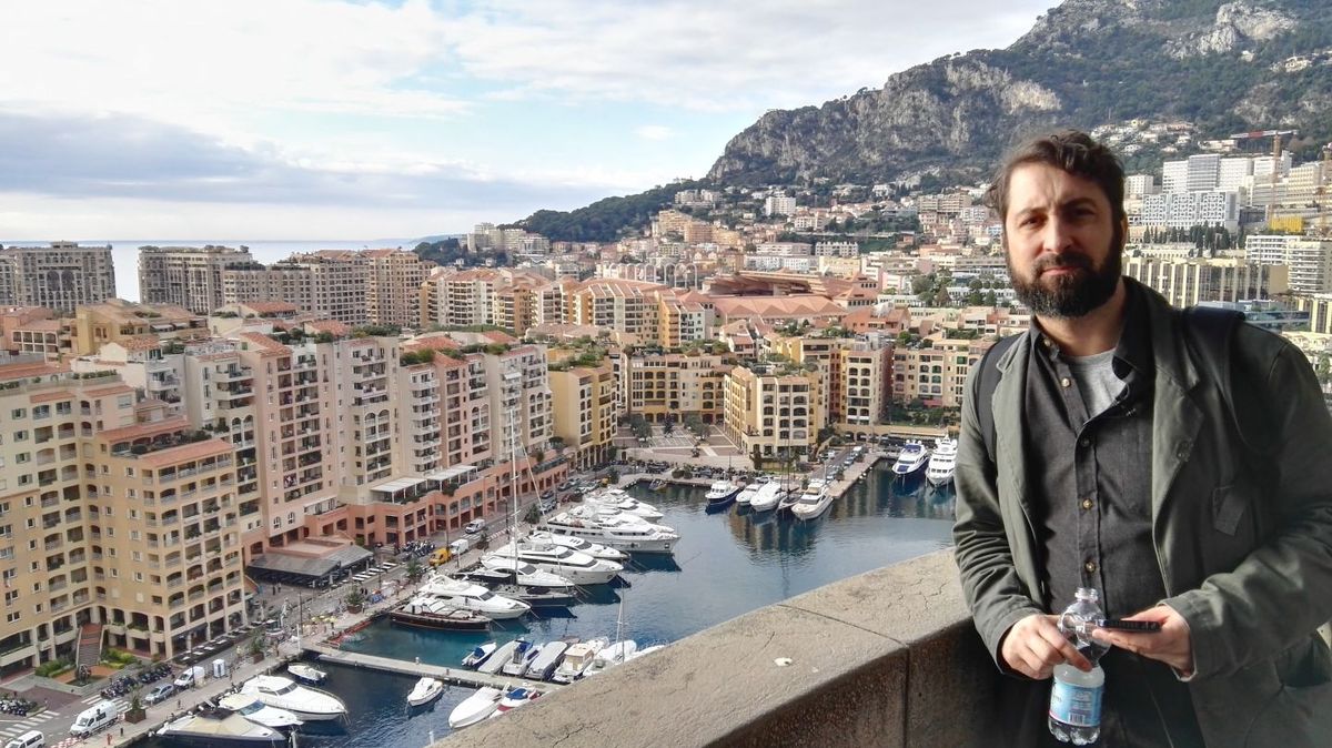 Cosmin Savu deschide dosarul Monaco duminica la Romania, te iubesc ...