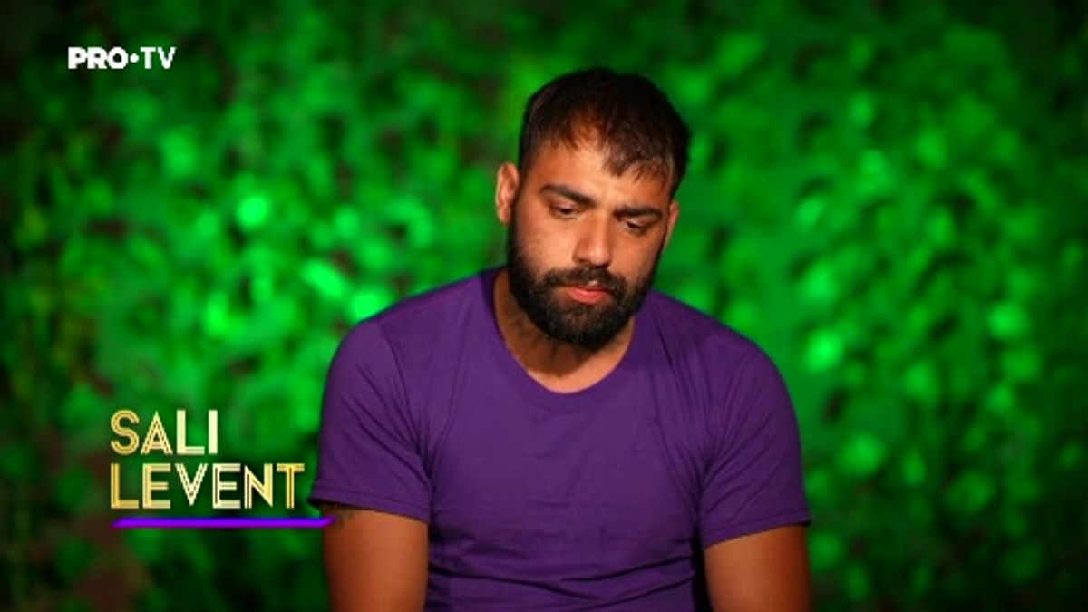 Sali Levent a izbucnit din nou în plâns: „Mama scrie cel mai frumos ...