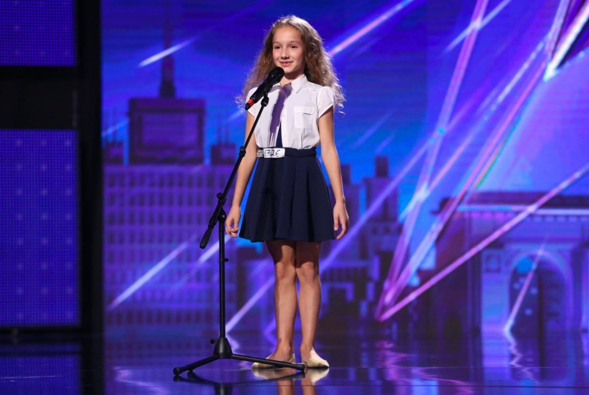 EMA STOIAN - Românii au talent - Semifinala 1 | PRO TV