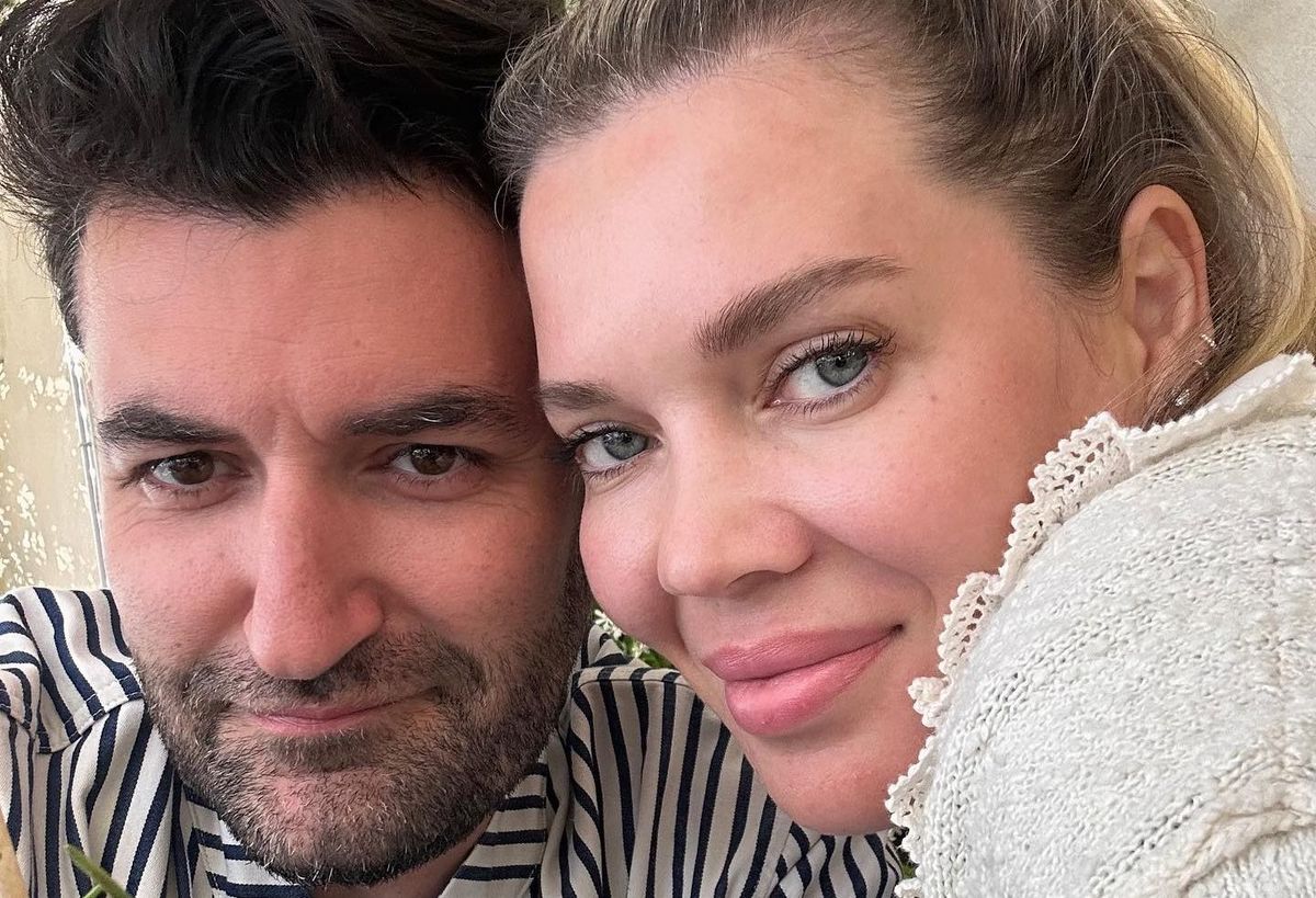 Gina Pistol l-a dat de gol pe Smiley! Ce face artistul când este plecat ...