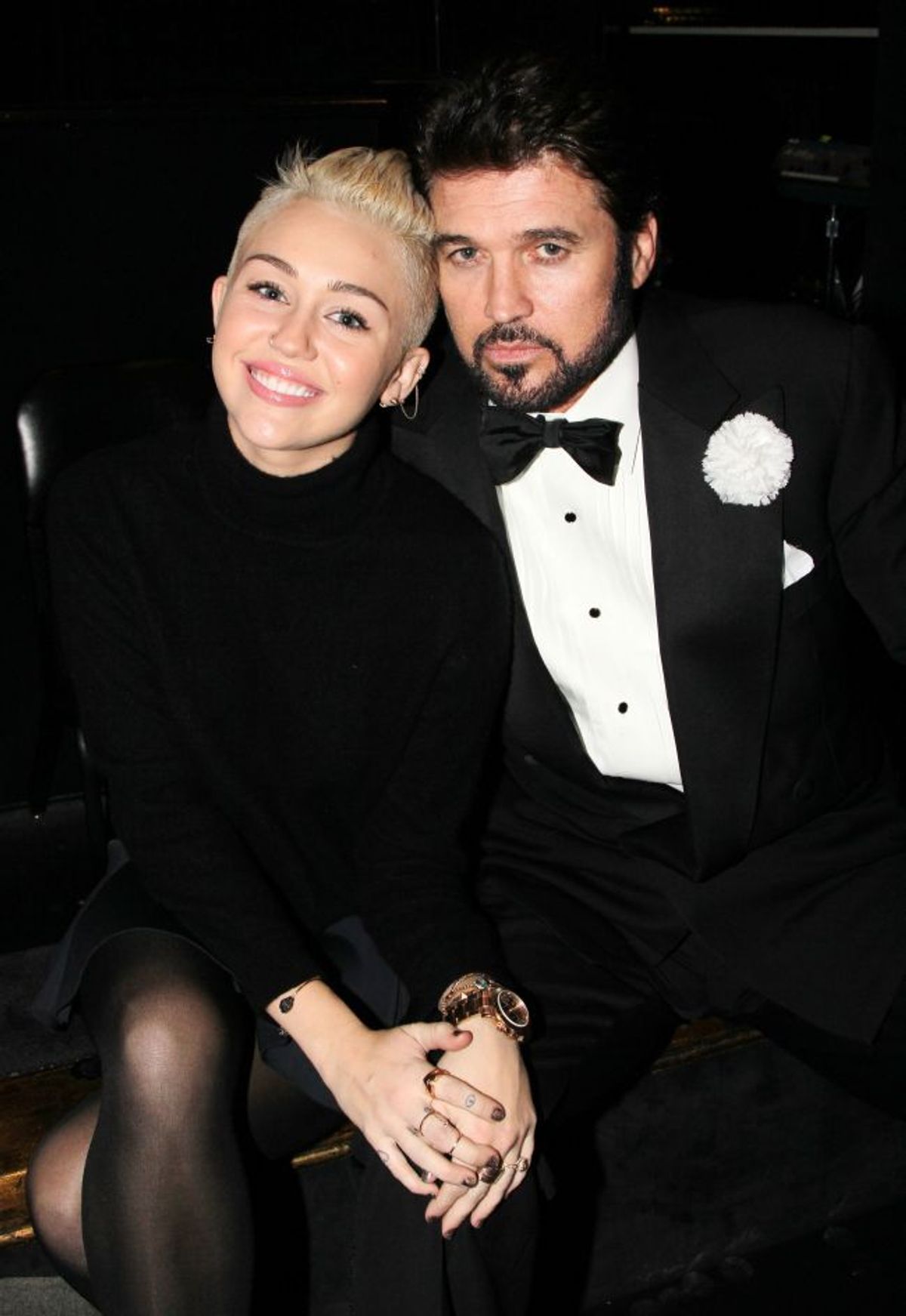 Familia lui Miley Cyrus, pe cale sa se destrame. De ce vrea mama ei sa ...