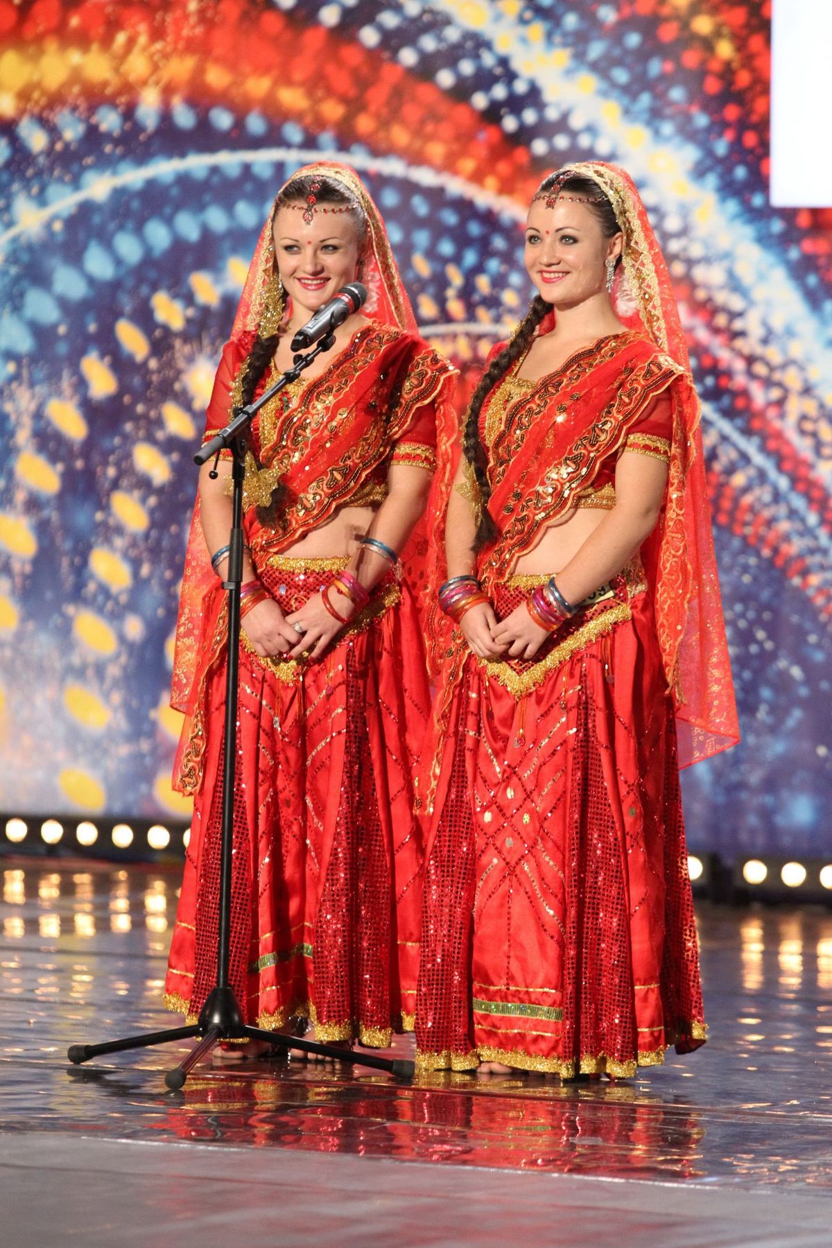 Timofte Elena & Cristina | PRO TV