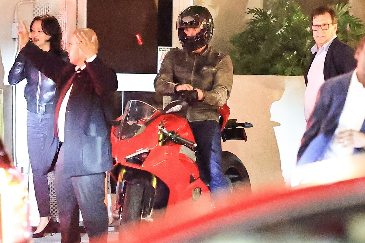 Misiune imposibilă? Tom Cruise a uitat să alimenteze și a rămas fără ...