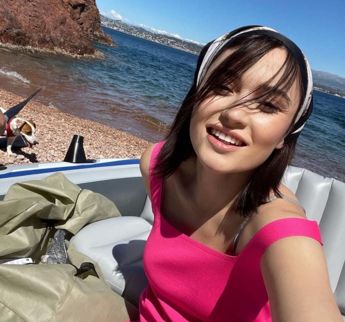 Irina Rimes, cu un look de adolescentă. Reacția fanilor: „Arată de 17 ...