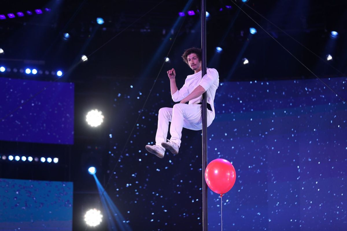 Remi Martin, concurentul care ne-a dat impresia că plutește pe scena ...