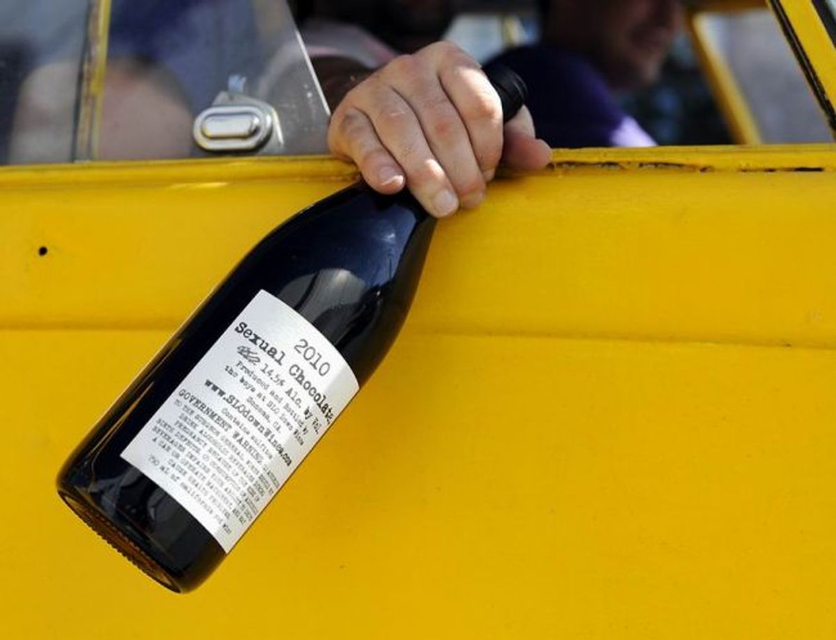 Americanii au inventat Sexual Chocolate. Afla totul despre cel mai provocator vin din lume | PRO TV