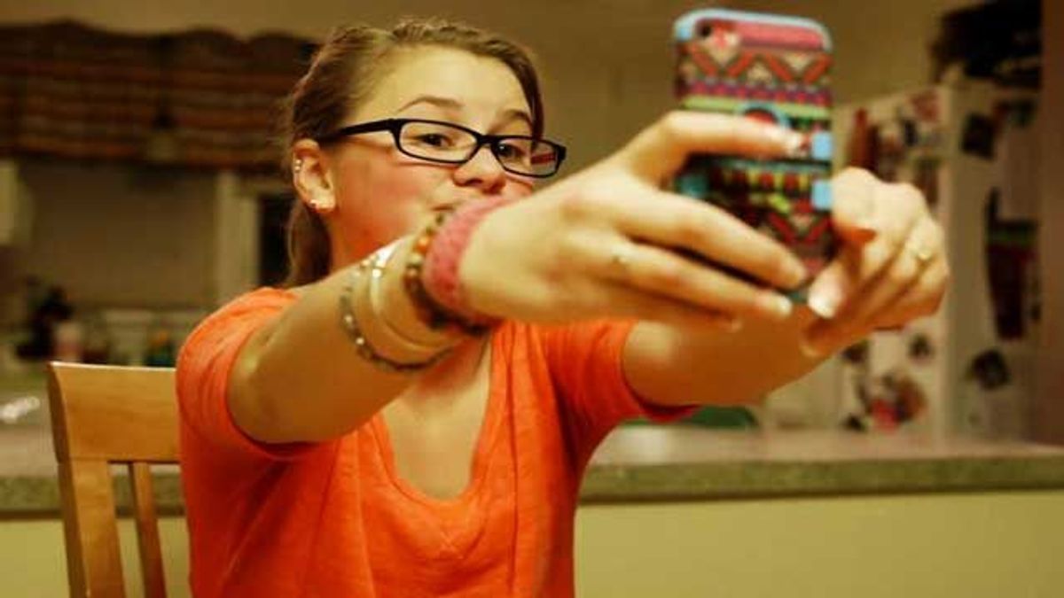 Mesajul care a starnit hohote de ras: "Va rugam sa nu va faceti selfie ...