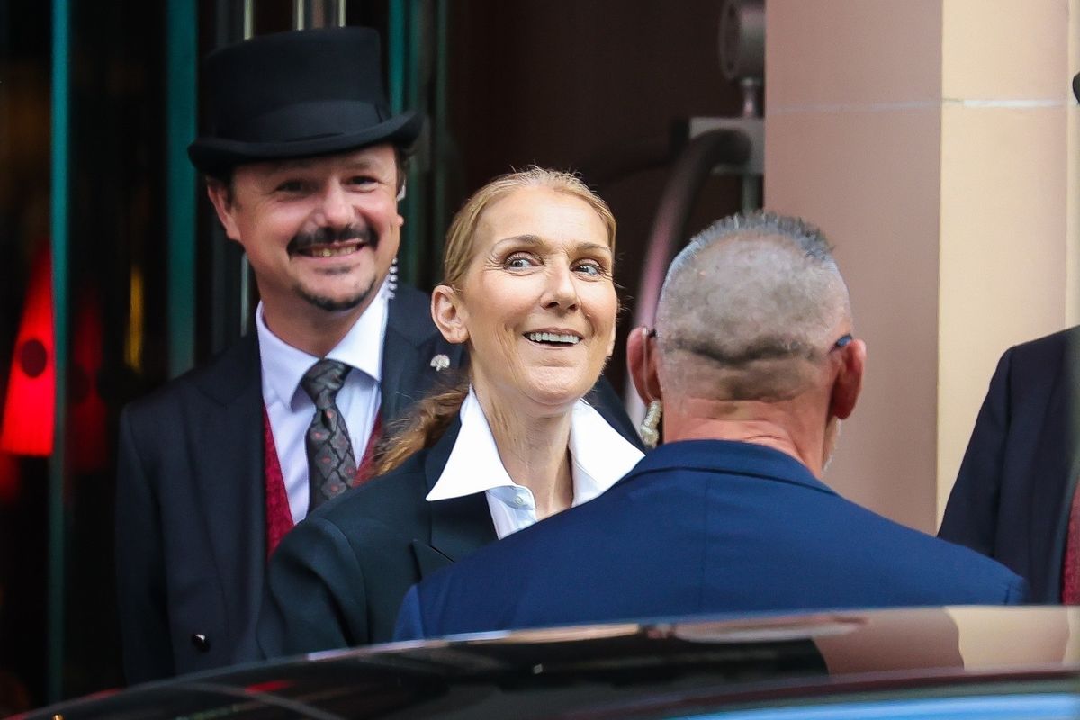 Imagini Emoționante Cu Celine Dion Artista A Făcut Baie De Mulțime La
