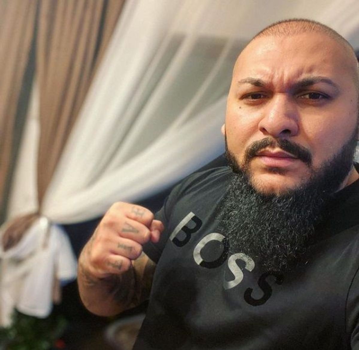 Dani Mocanu, judecat pentru tentativă de omor! Manelistul riscă ani ...