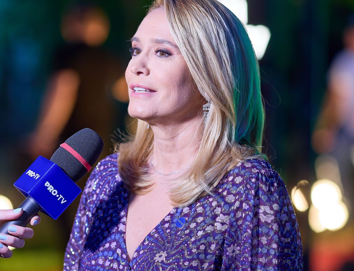 Andreea Esca: „Nu este nimic degradant să dai și cu mopul”. Ce sfaturi ...