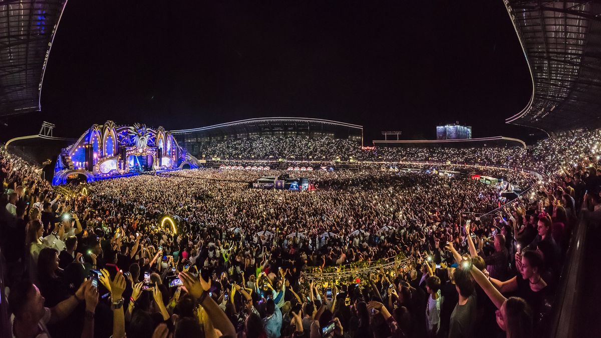 Sistem de plată, check-in și acces la festivalul Untold 2024 | PRO TV
